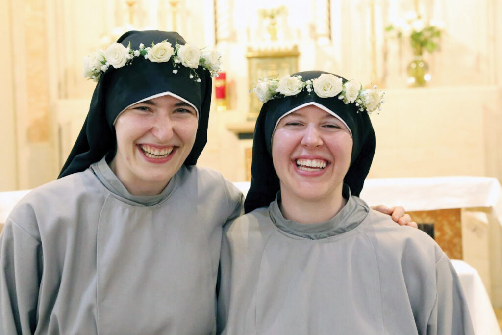 Two Franciscan Sisters of the Renewal Make First Vows - The Good Newsroom