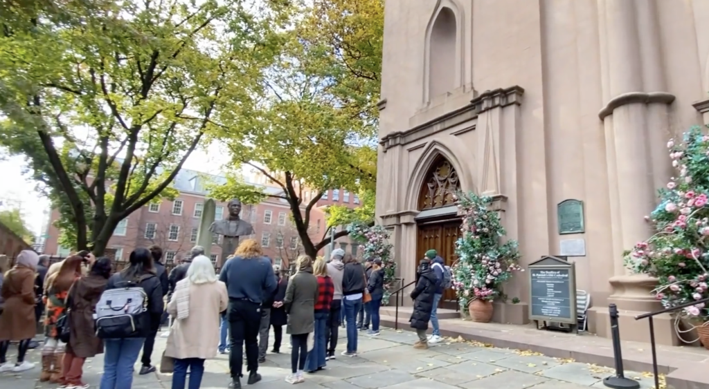 Descubre las únicas catacumbas en la ciudad de Nueva York | Discover ...