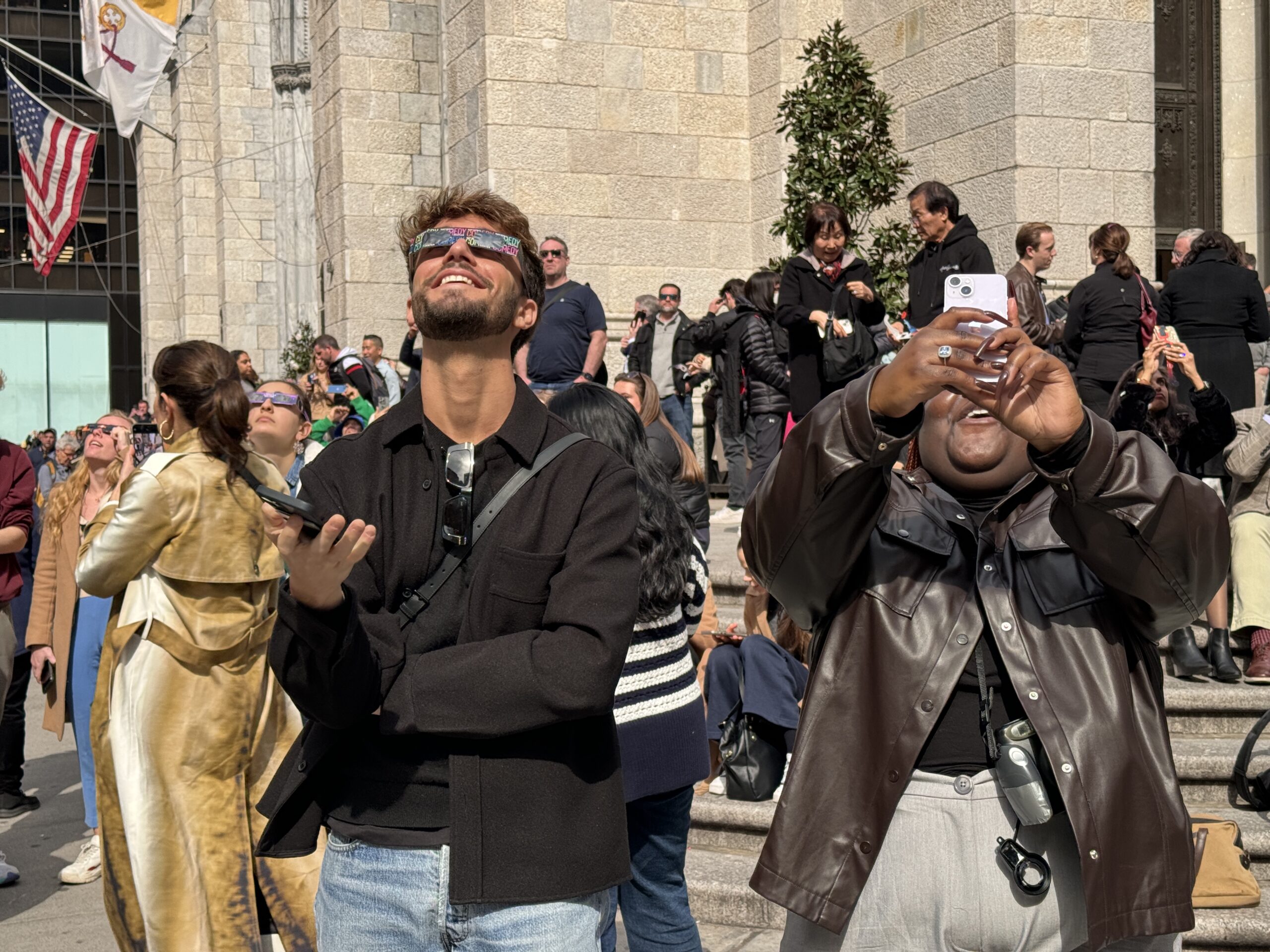 Hundreds Gather at St. Patrick's Cathedral to View the Eclipse - The Good Newsroom