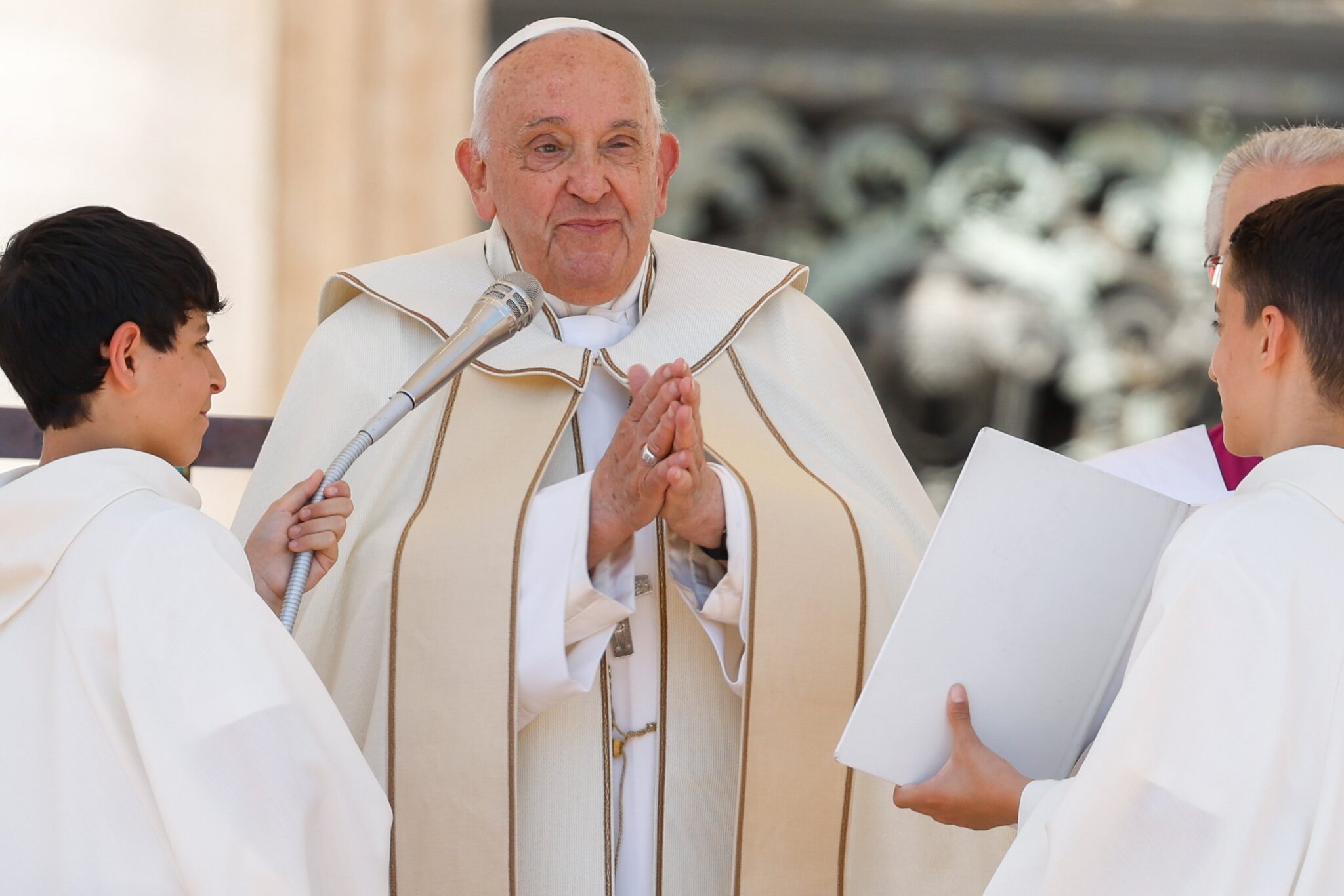 Pope Tells Children Joy is Good for the Soul, Always Help Others - The ...
