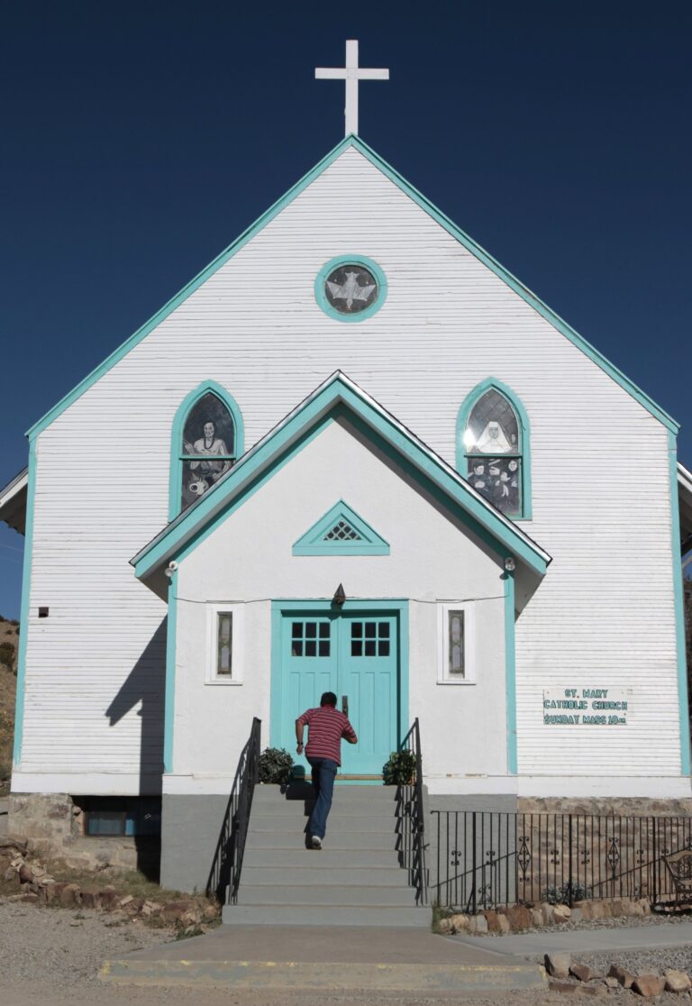 Ten Reasons To Come Back to the Catholic Church - The Good Newsroom