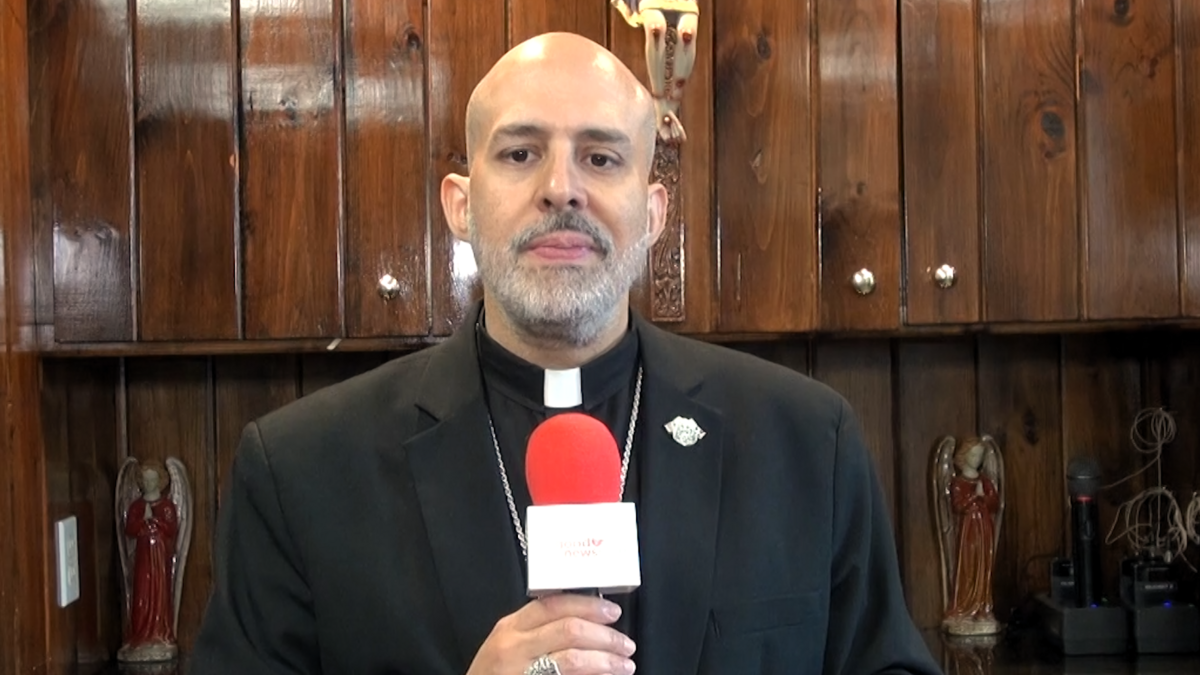 El obispo Espaillat reacciona ante la elección del papa León XIV | Bishop Espaillat Reacts to ...