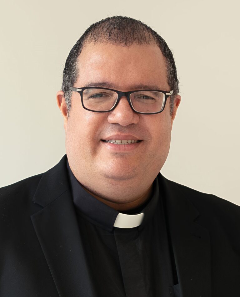 Pope Names Queens Pastor as Palm Beach Bishop - The Good Newsroom